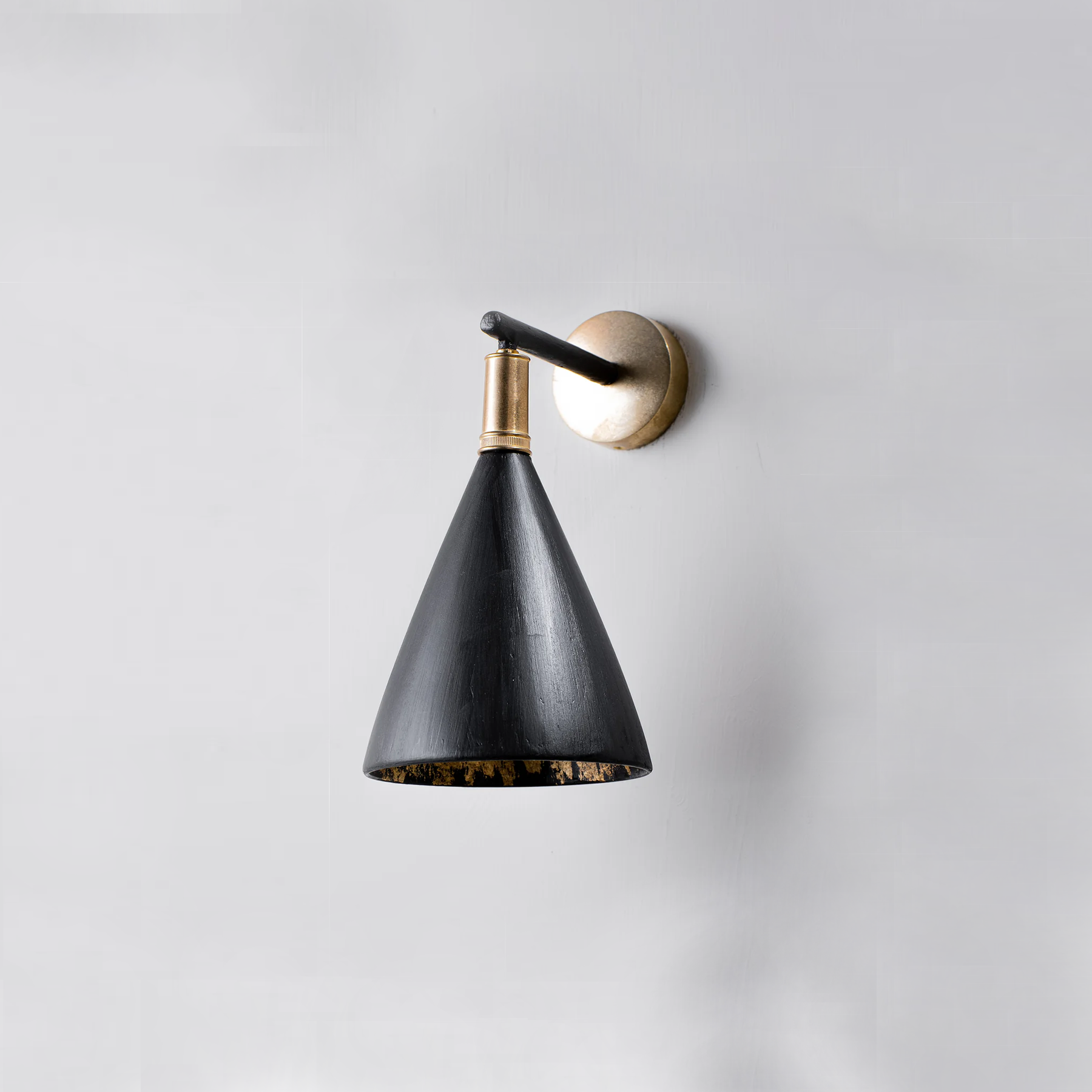 Matilda Wall Light Medium Single - Black with Etched Gold – Jerry Pair ...
